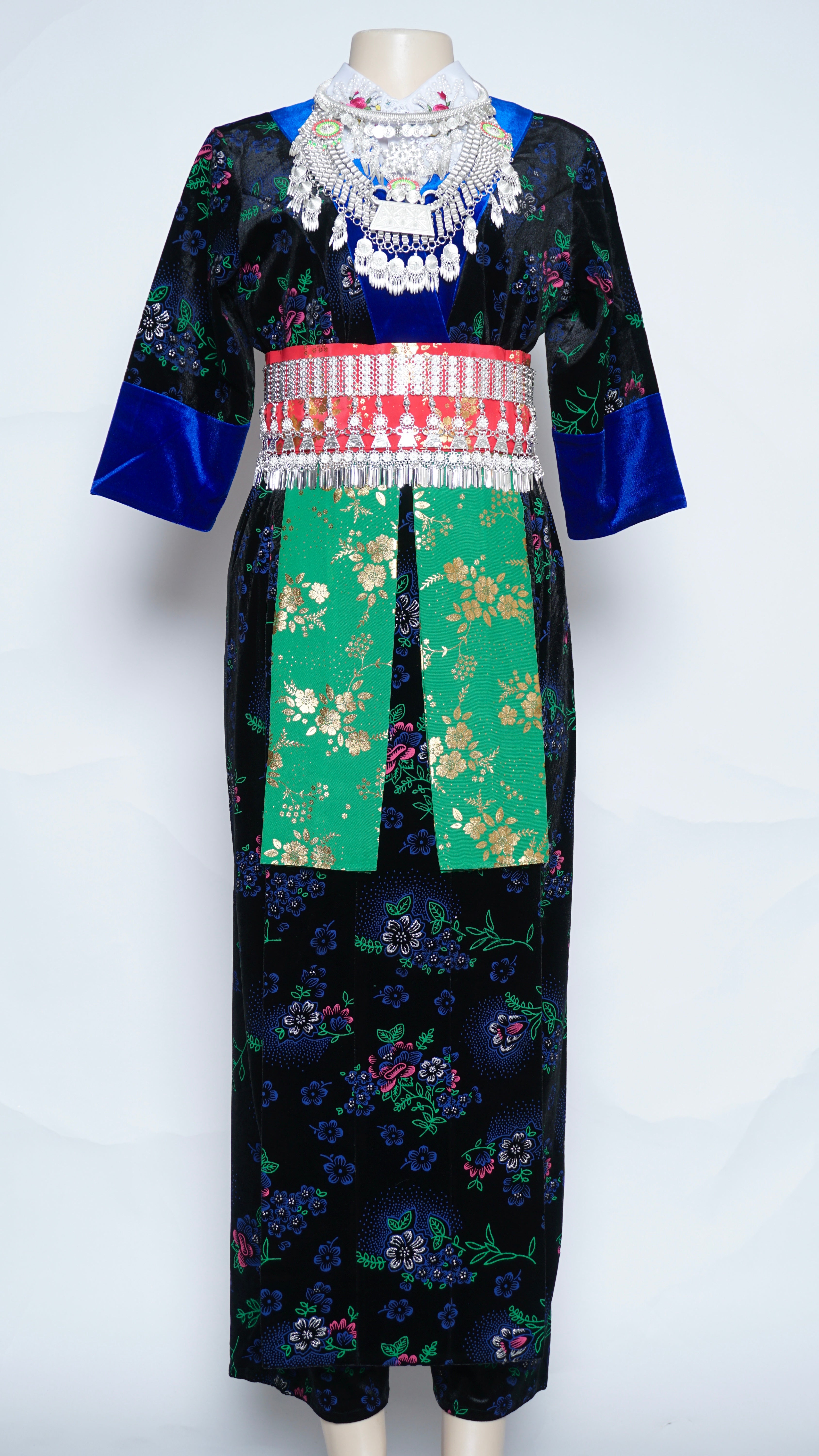 Hmong Xeev Outfit – Hmong Custom Clothes