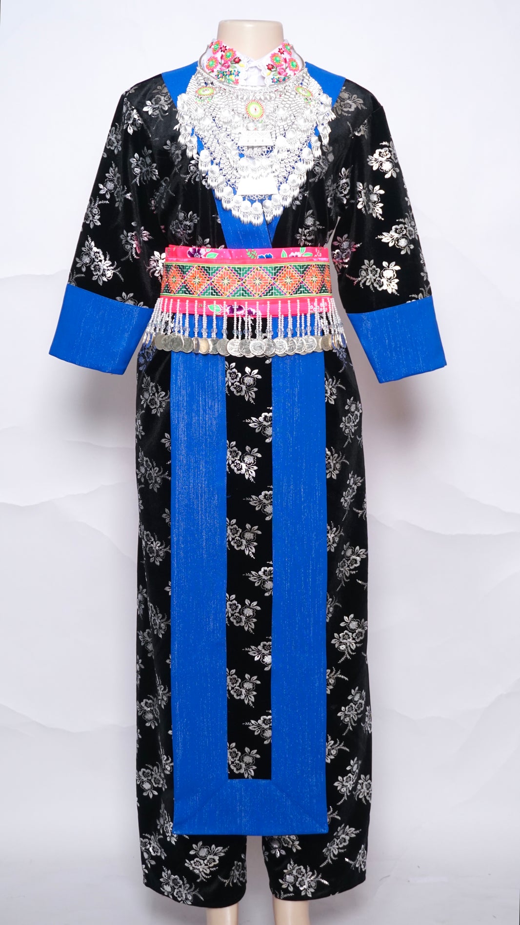 Hmong Nplooj Sev Outfits – Hmong Custom Clothes