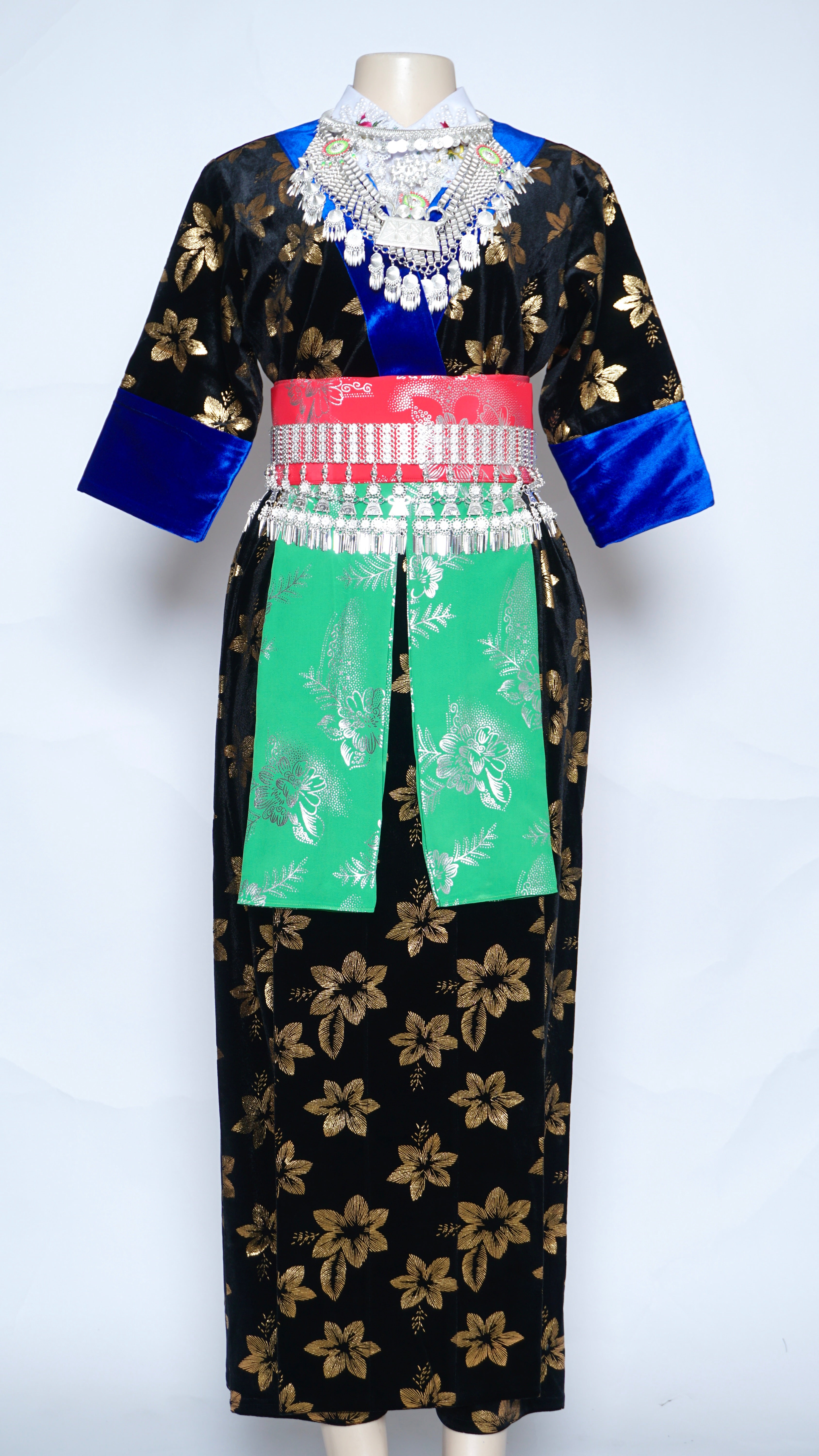 Hmong Xeev Outfit – Hmong Custom Clothes