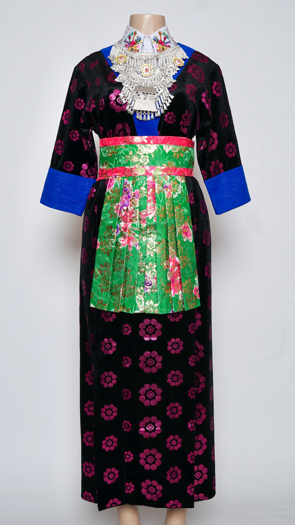 Hmong Xeev Outfit – Hmong Custom Clothes